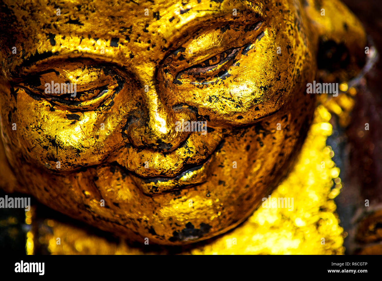 Funny golden buddha hi-res stock photography and images - Alamy