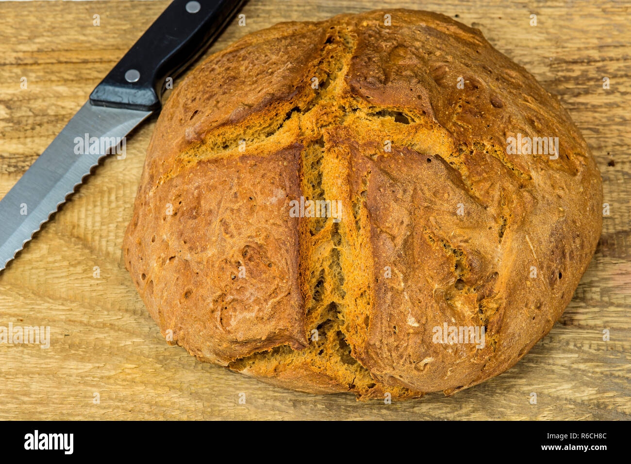 Fresh homemade crispy bread hi-res stock photography and images - Alamy