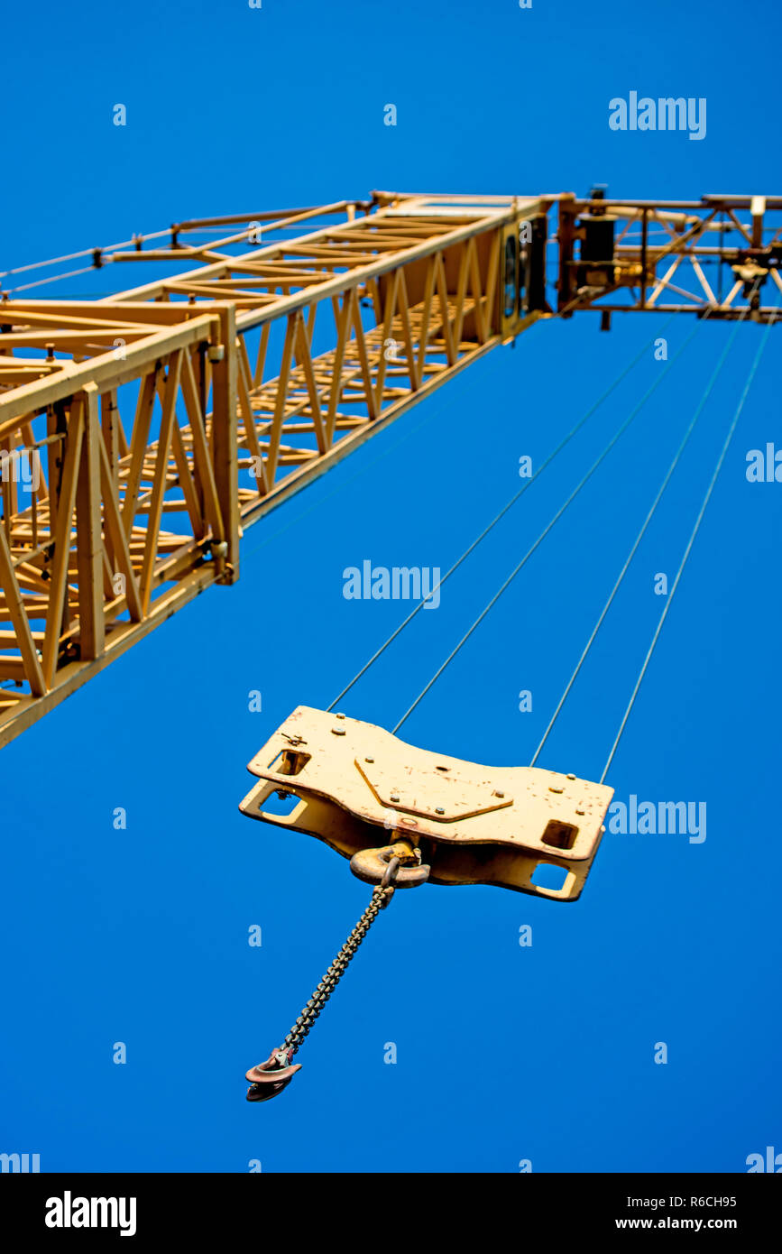 Building Crane With Chain And Hook Stock Photo - Alamy