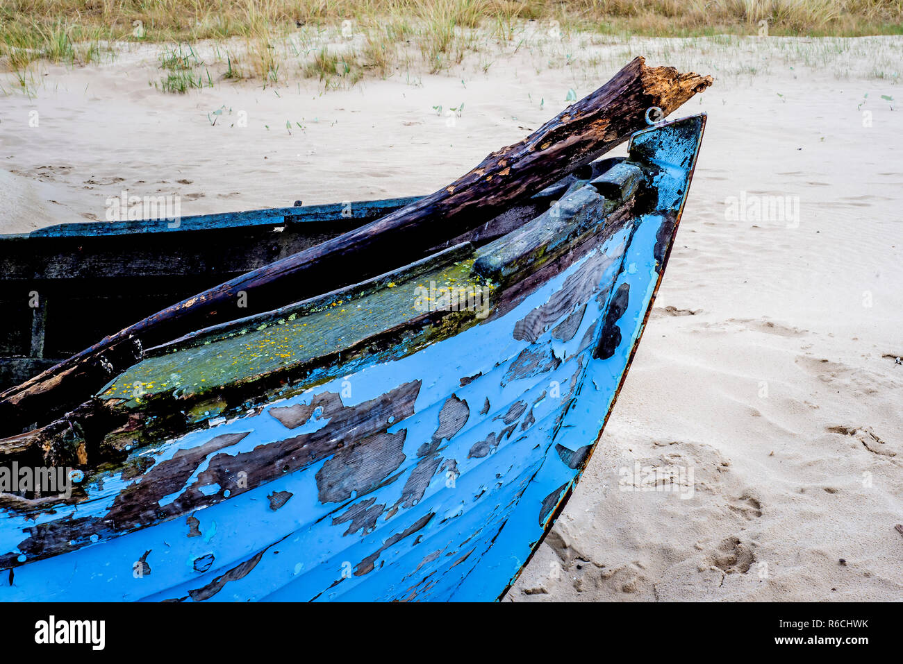 Boat Wreck On A Beach Stock Photo - Alamy