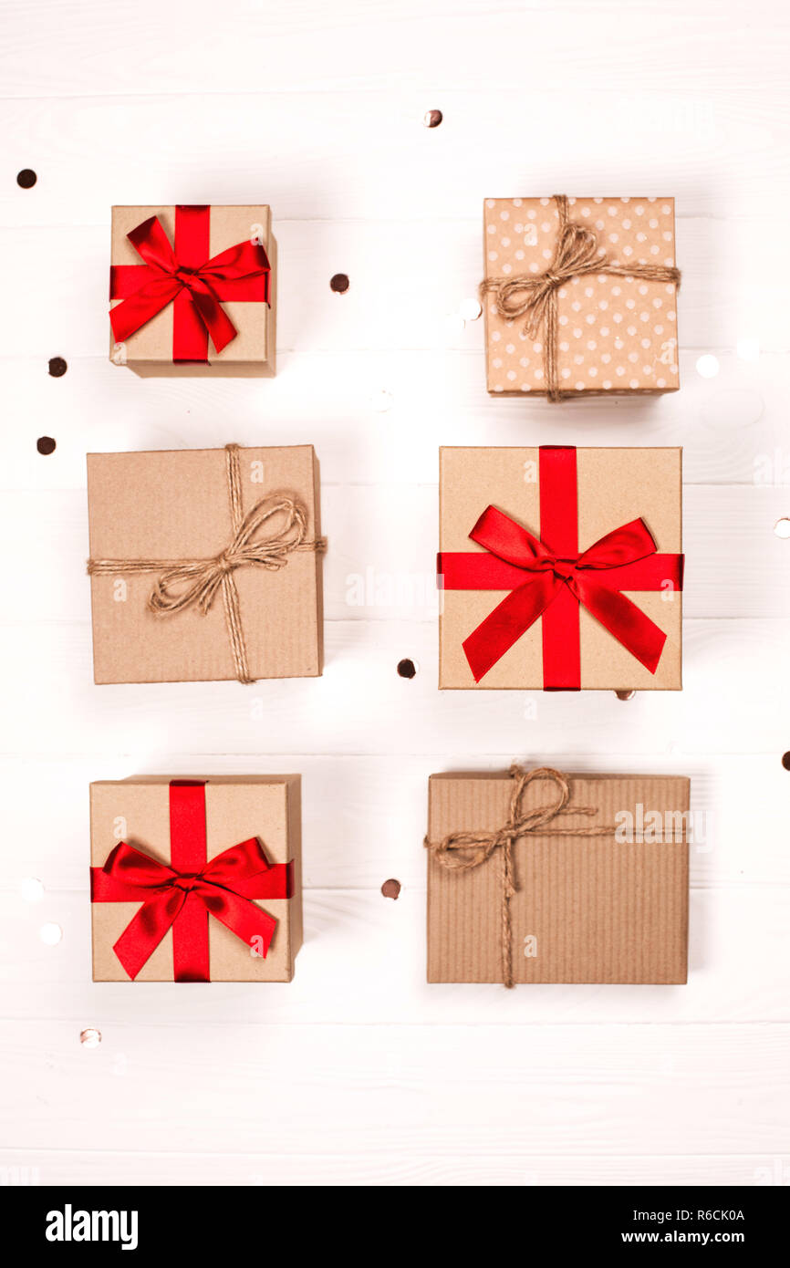 Present neat hi-res stock photography and images - Alamy