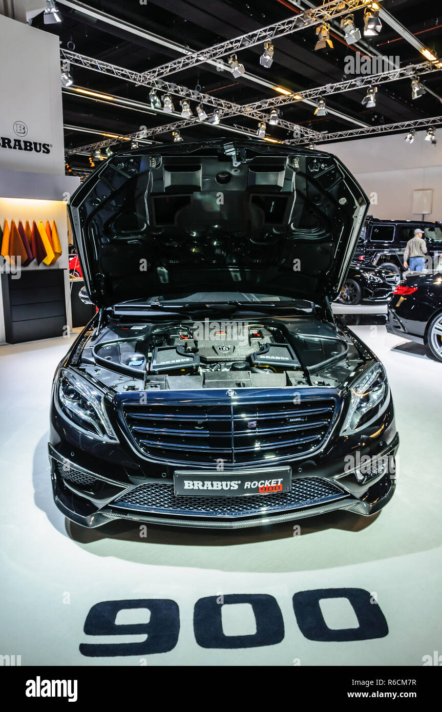 Brabus mercedes maybach rocket 900 hi-res stock photography and images ...
