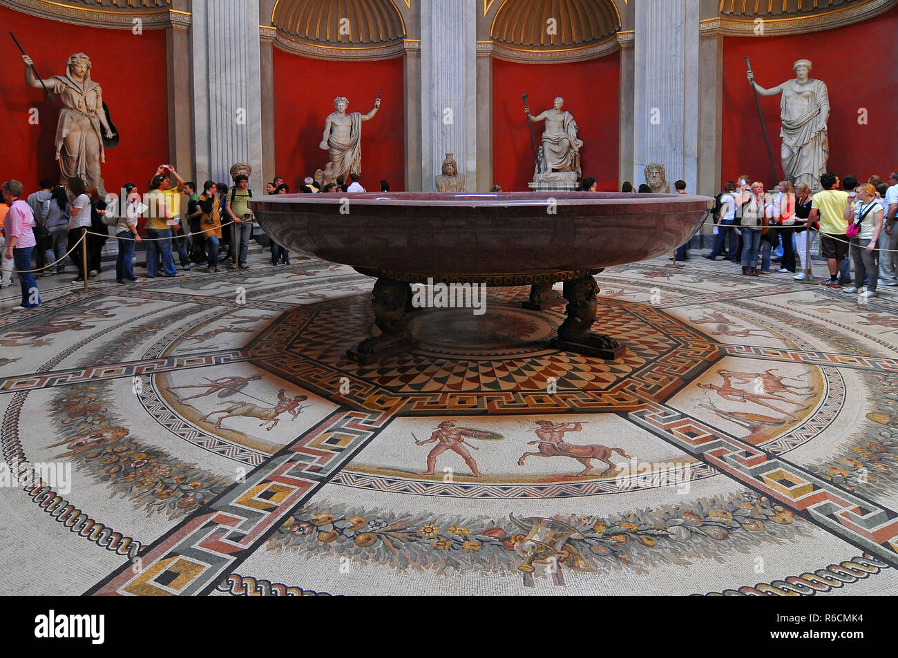 Lazio, Rome, Vatican, The Vatican Museum, Sala Rotonda Stock Photo - Alamy