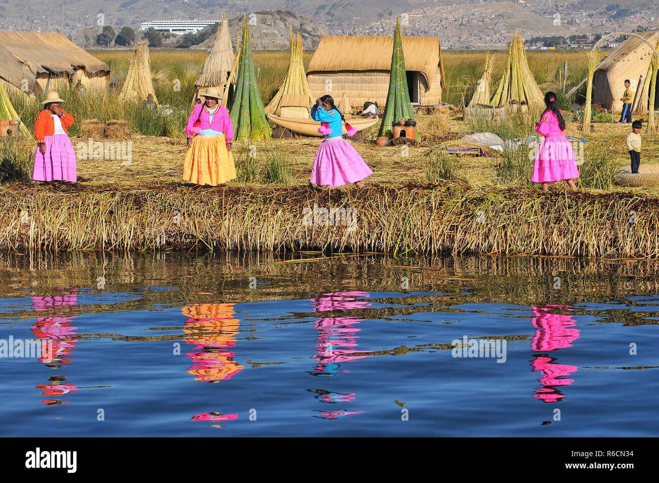 Uro indian women hi-res stock photography and images - Alamy