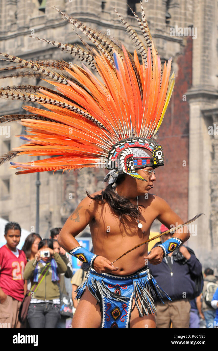 Mexico, Mexico City Folklore Dancer Stock Photo - Alamy