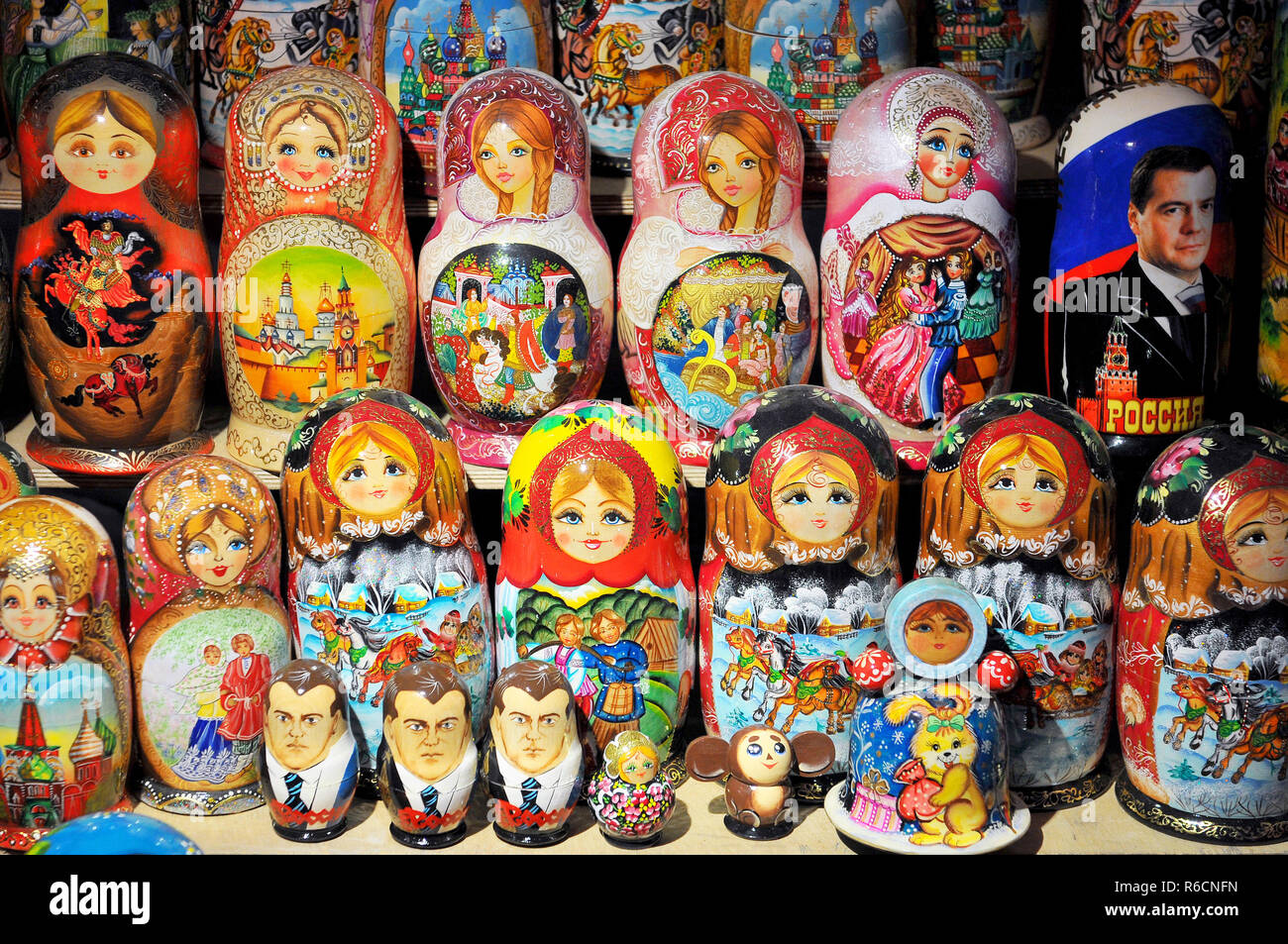 Russia, Moscow, Matryoshka Nesting Dolls Stock Photo - Alamy