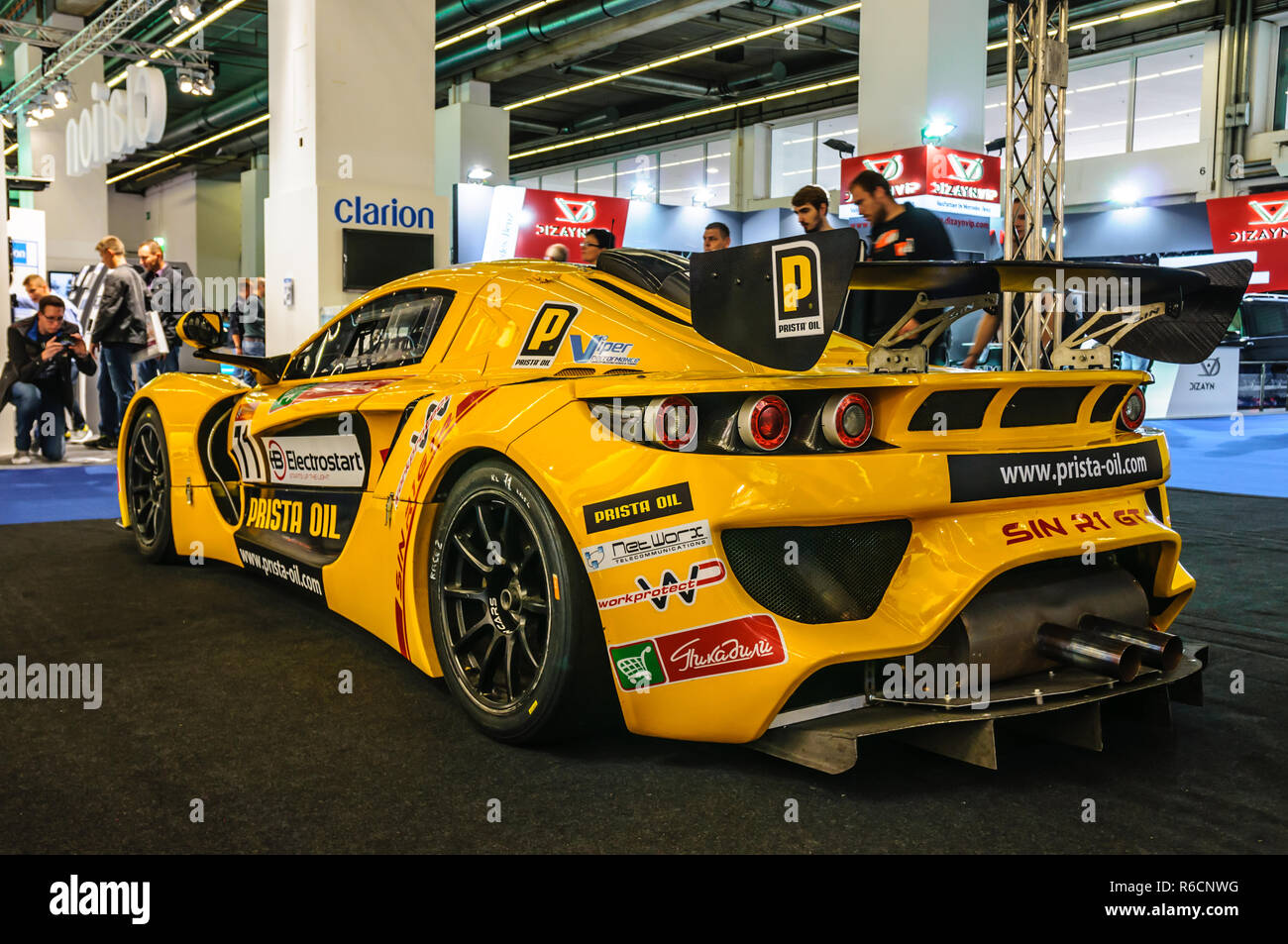 Sin gt4 hi-res stock photography and images - Alamy