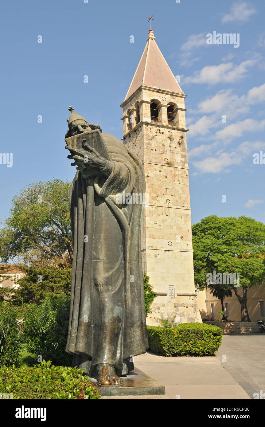 Croatia, Split, Statue Of Bishop Gregory Of Nin And Bell Tower, Split ...
