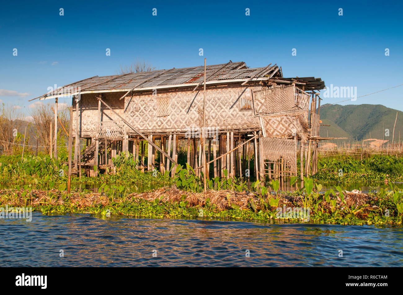 A House On Bamboo Sticks In Inle Lake, Myanmar (Burma Stock Photo - Alamy