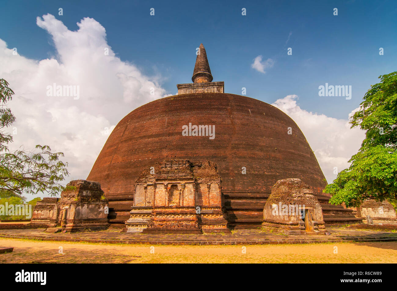 Largest buddhist stupa hi-res stock photography and images - Alamy