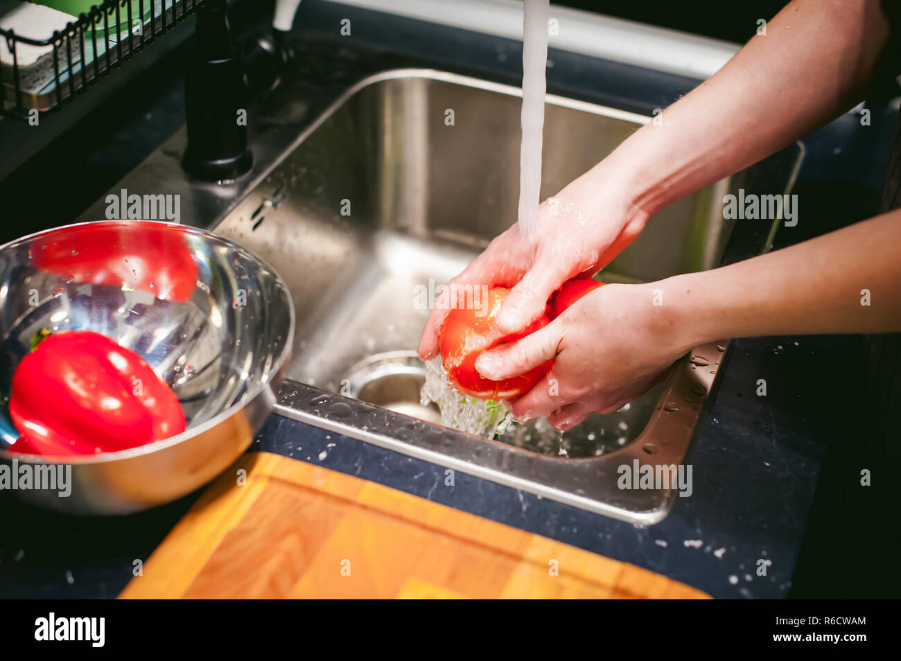 Hygiene wash eat tap hi-res stock photography and images - Alamy