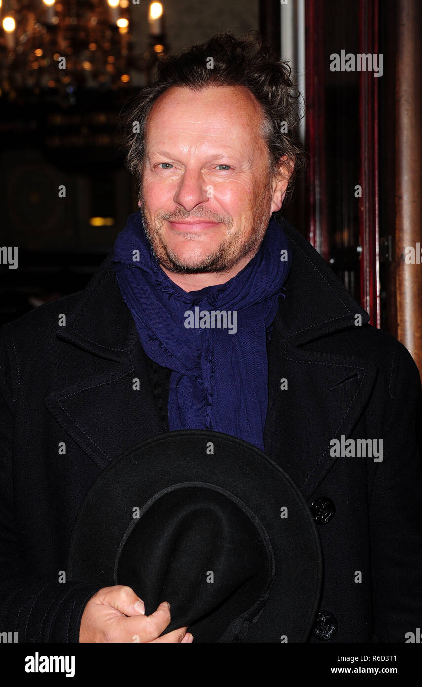 Stuke hi-res stock photography and images - Alamy