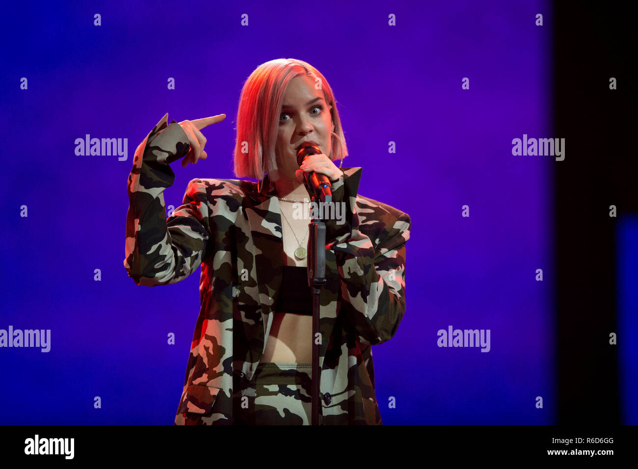 ANNE MARIE, singer, singing, singing, concert, The Dome, music show ...