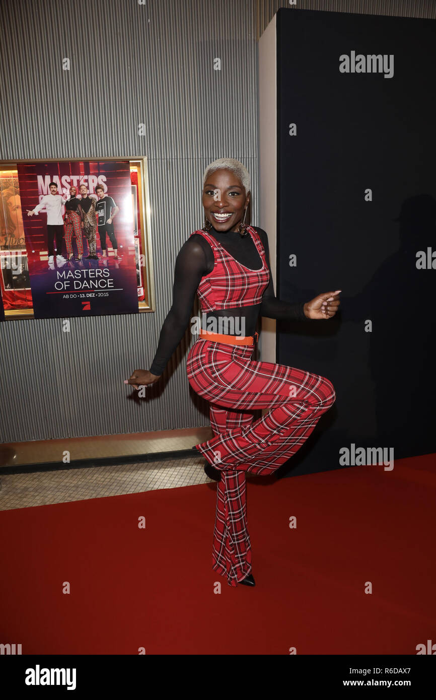 05 December 2018, Berlin: Choreographer Nikeata Thompson at a photo ...