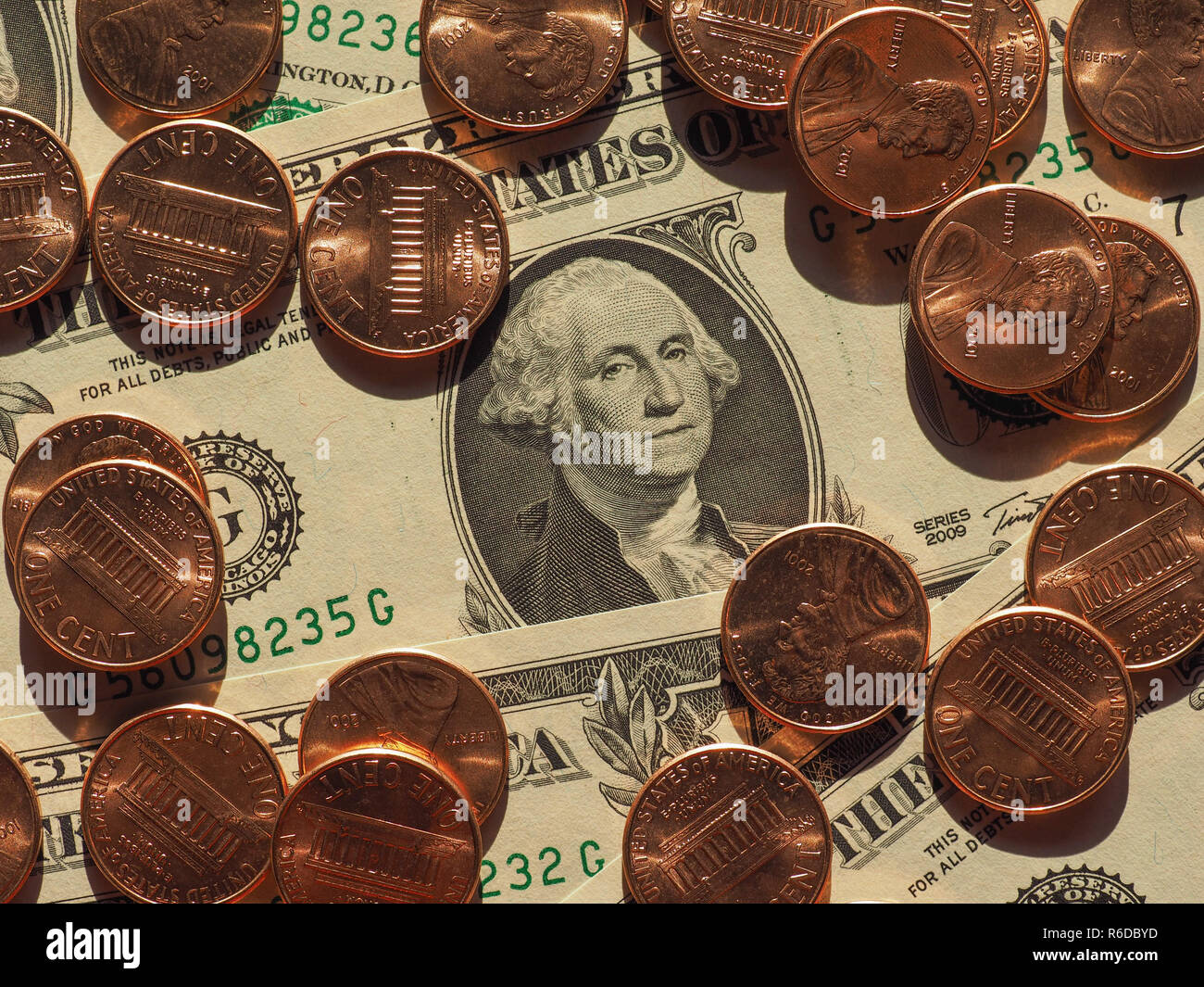 Dollar notes and coins, United States Stock Photo - Alamy