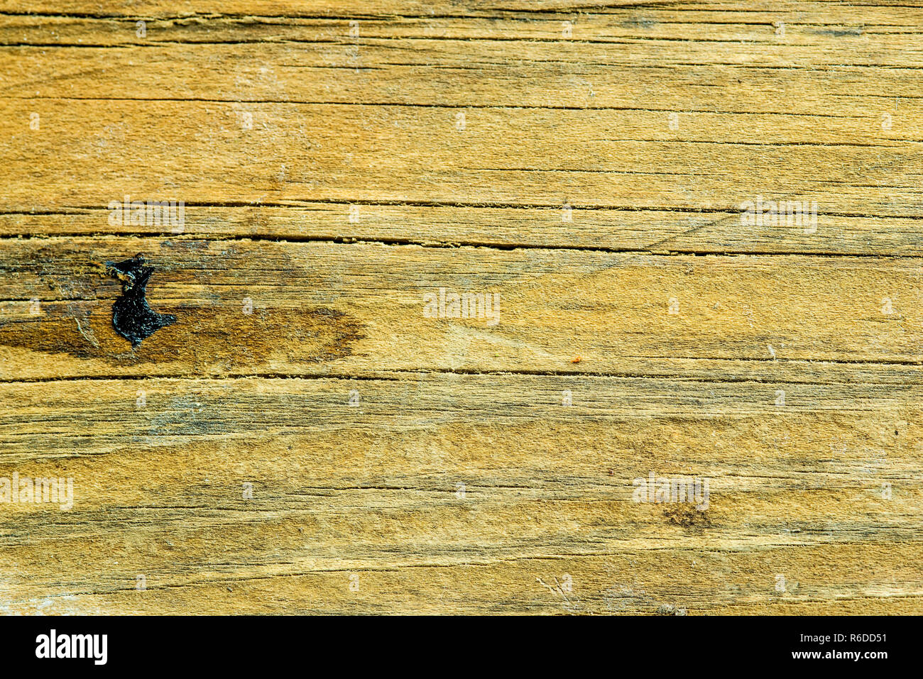 Rotten plank hi-res stock photography and images - Alamy