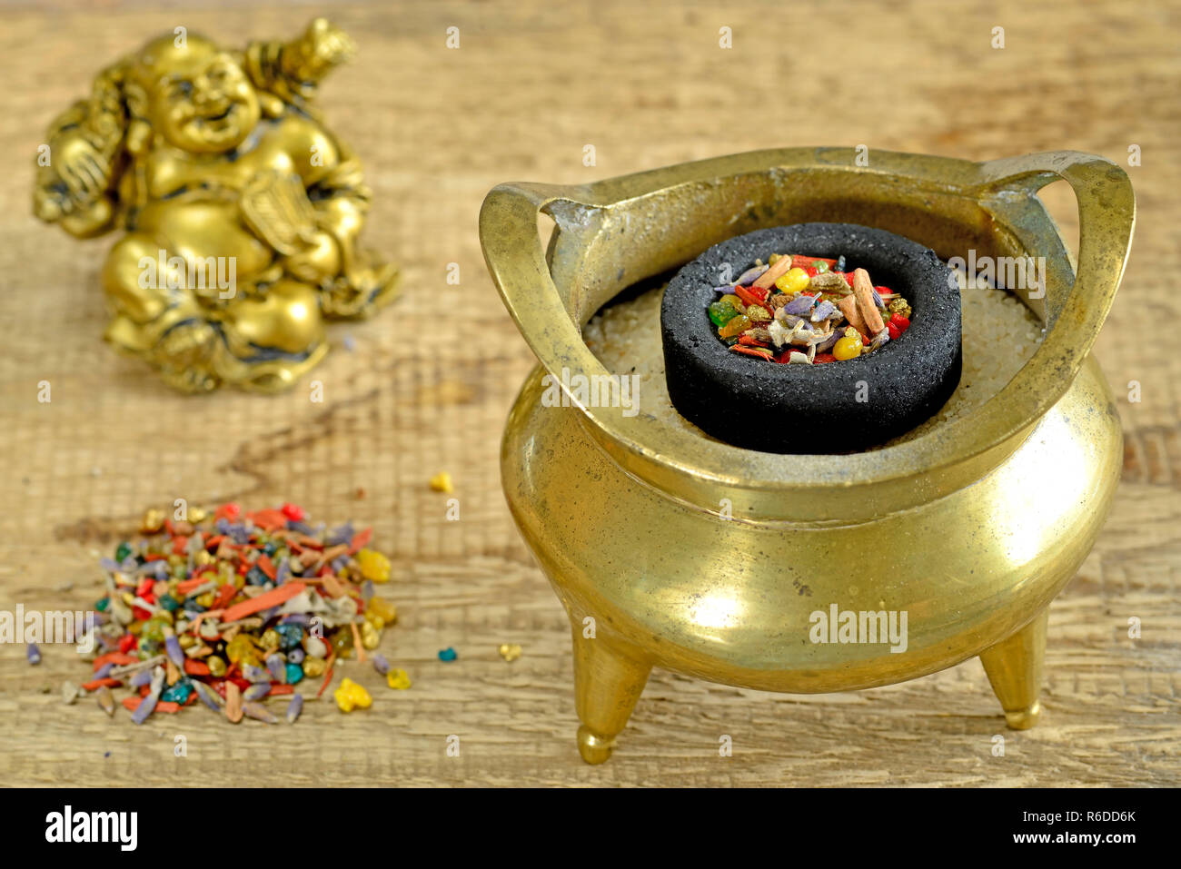 Chinese Incense Pot Stock Photo - Alamy