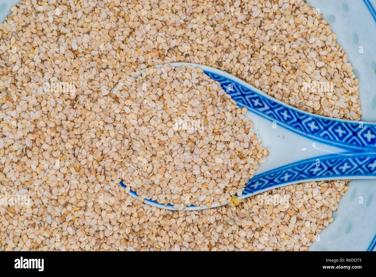 Sesam hi-res stock photography and images - Alamy