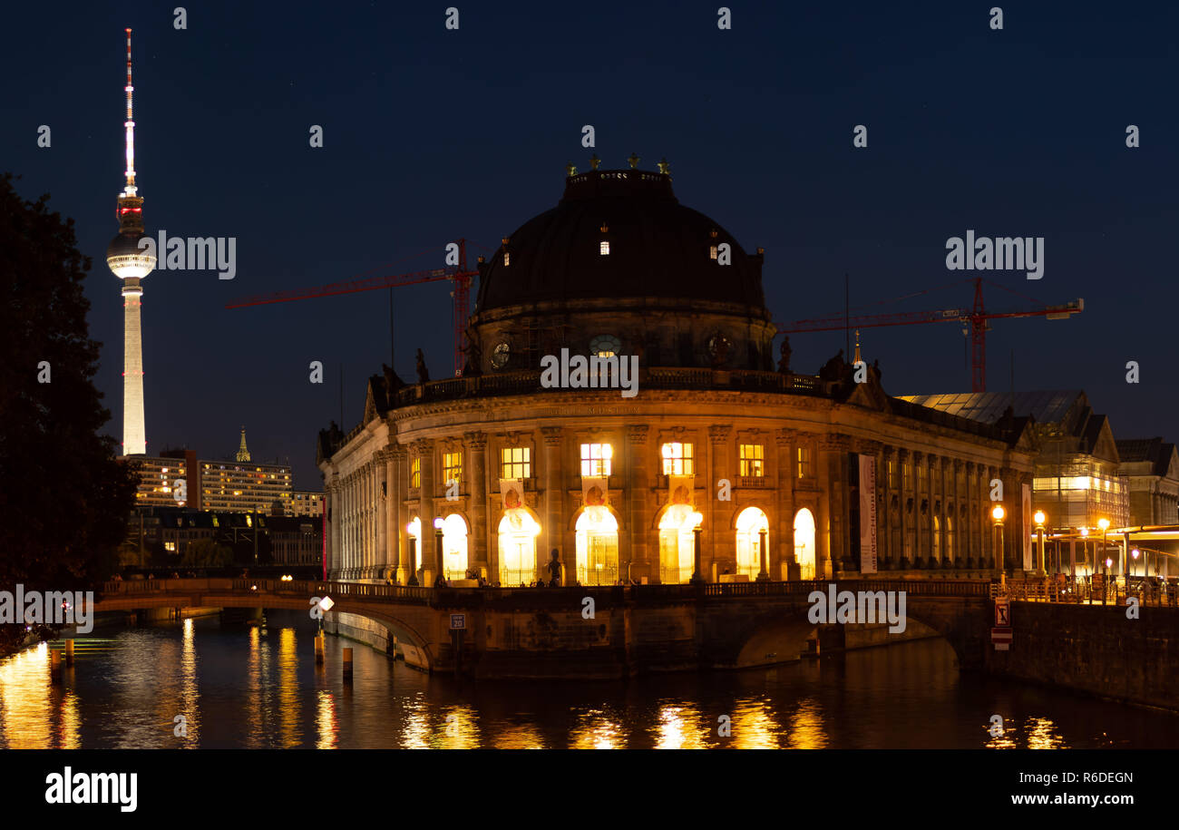 Bode-Museum At Night In Berlin Stock Photo - Alamy