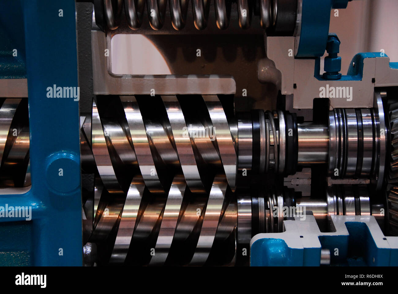 Geer-Wheel gear gear-pinion closeup Stock Photo - Alamy