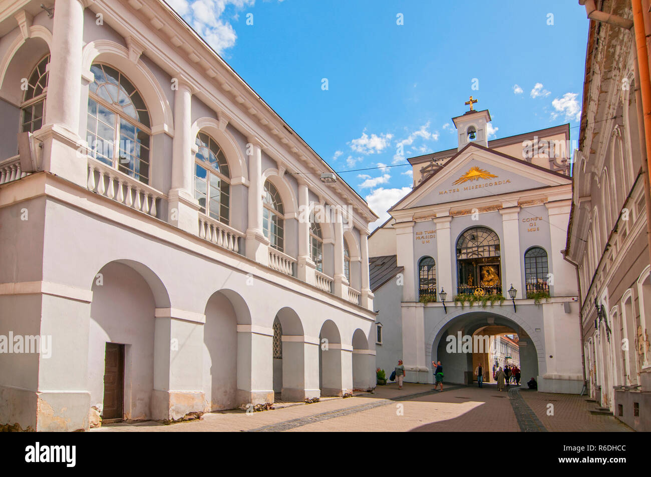 Chapel With Our Lady Of The Gate Of Dawn At The Holy Gate (Gate Of Dawn ...