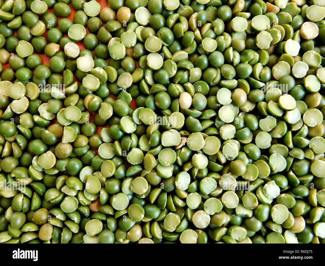 texture of peas Stock Photo - Alamy