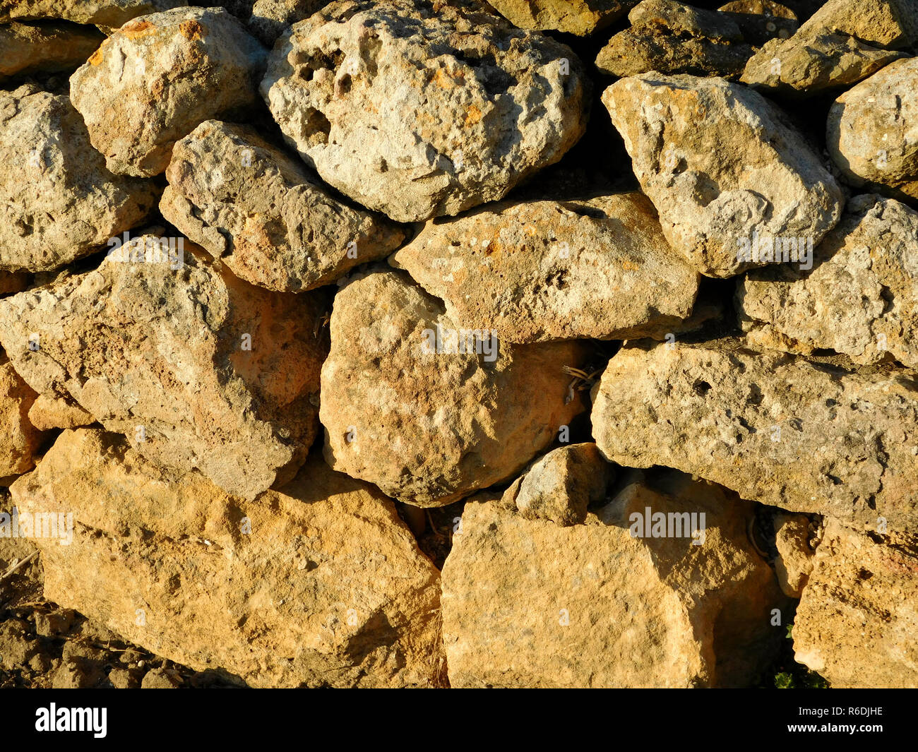 stones and rocks Stock Photo - Alamy