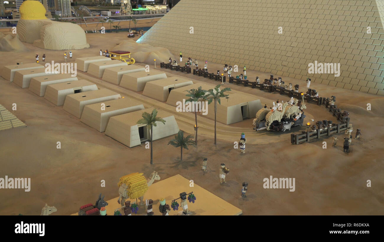 Exhibition of mock-ups of Egypt made of Lego pieces in Miniland ...