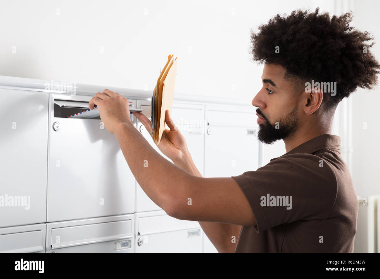 Post man deliver letters hi-res stock photography and images - Alamy