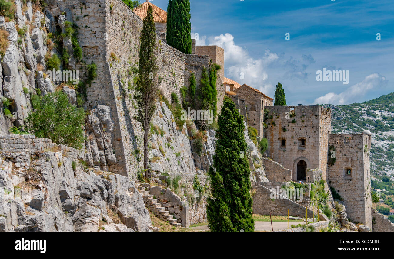 Fort Klis near Split - Croatia Stock Photo - Alamy