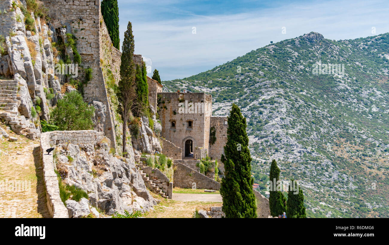 Fort Klis near Split - Croatia Stock Photo - Alamy