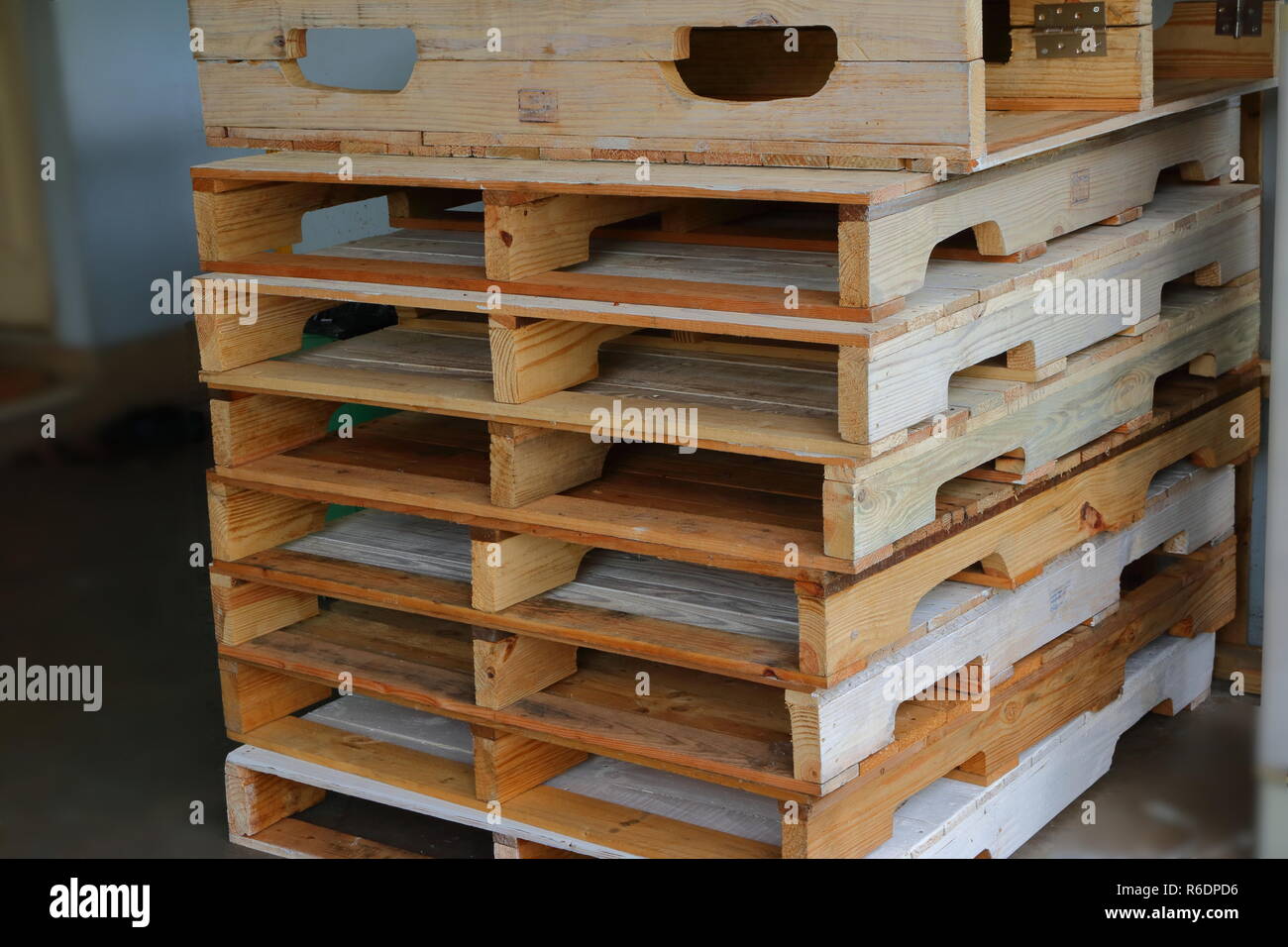 closeup image of a stack of parts of wooden knockdown furniture Stock ...