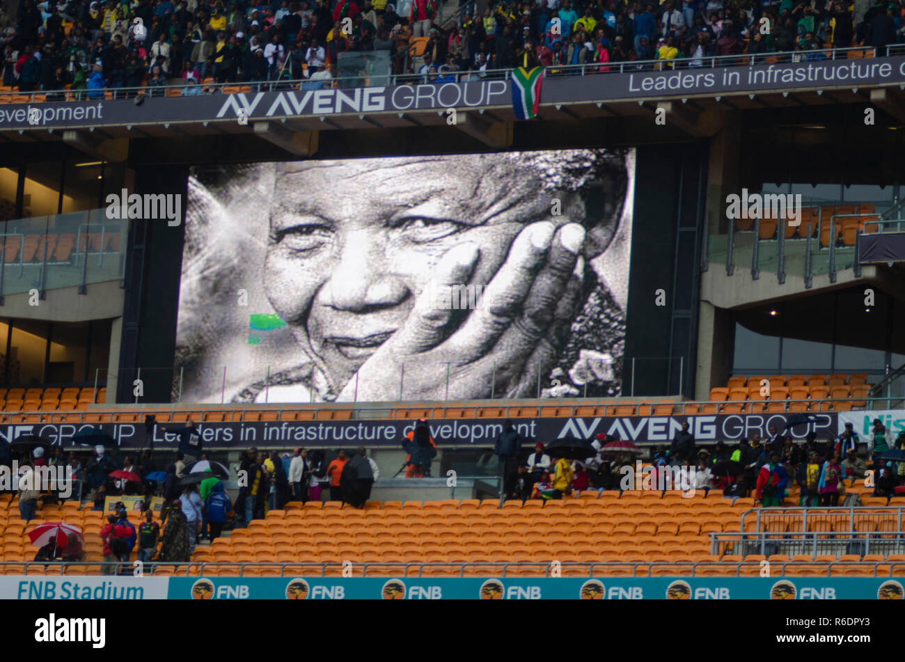 Mourners gather at the memorial service for former President Nelson ...