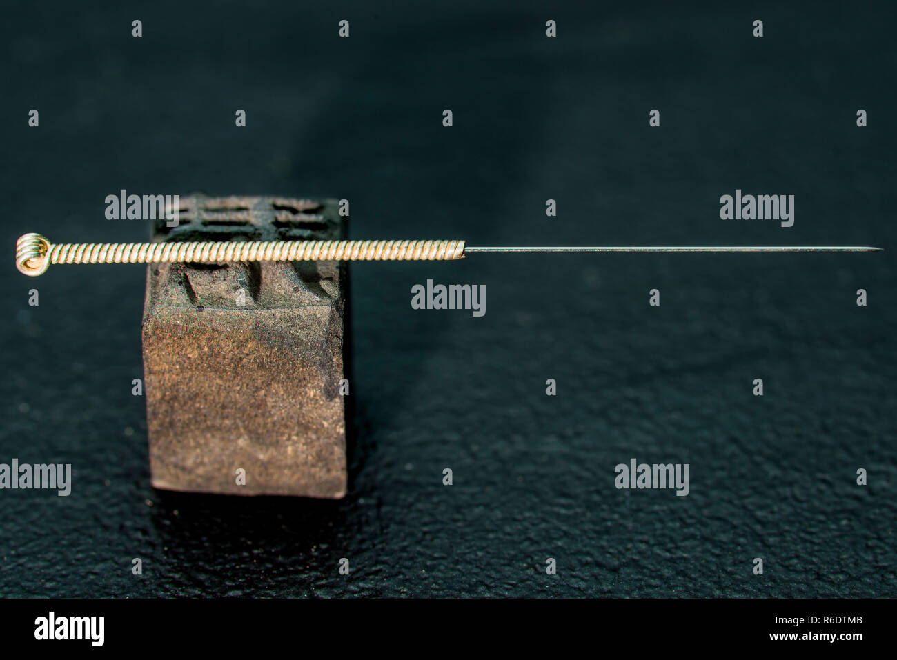 Acupuncture needle tcm china hi-res stock photography and images - Alamy