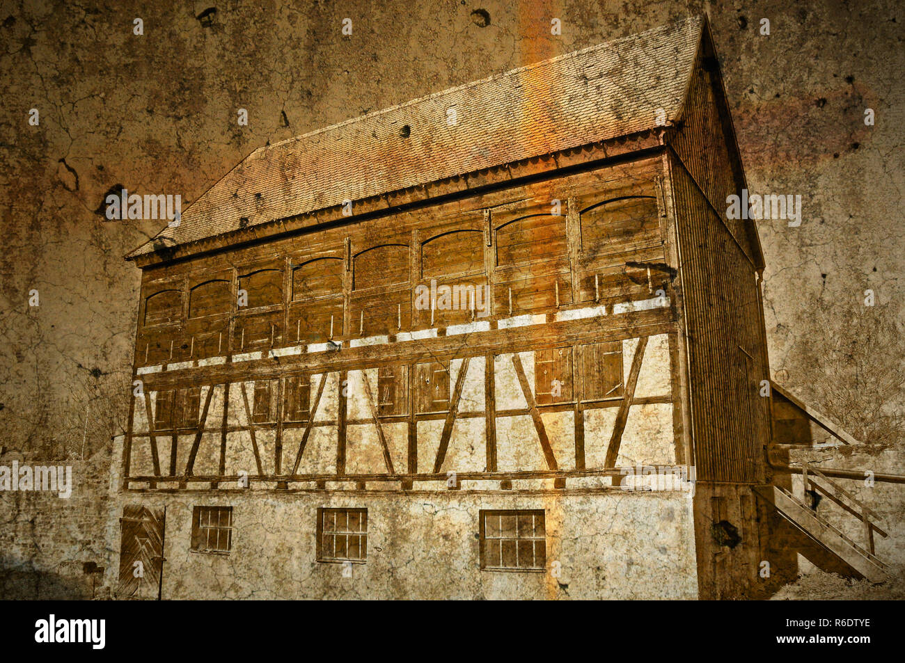 Old frame house hi-res stock photography and images - Alamy