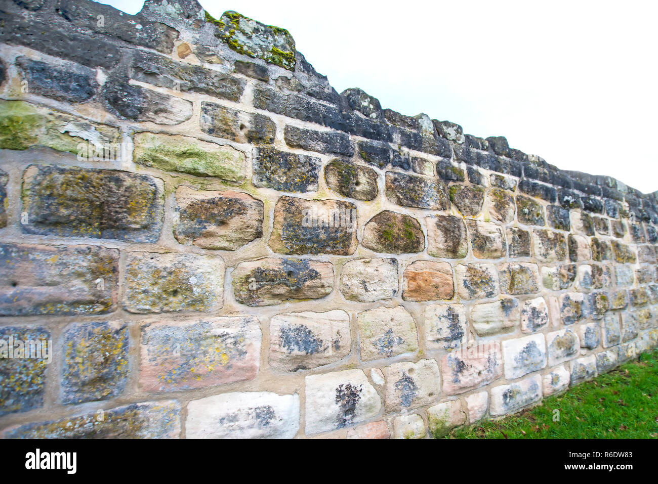 Texture old medieval wall hi-res stock photography and images - Alamy