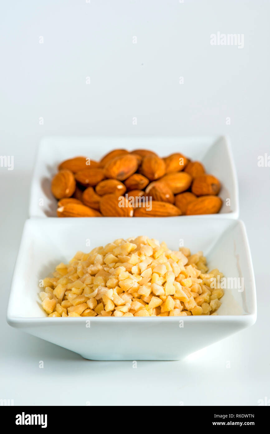 Minced almond hi-res stock photography and images - Alamy