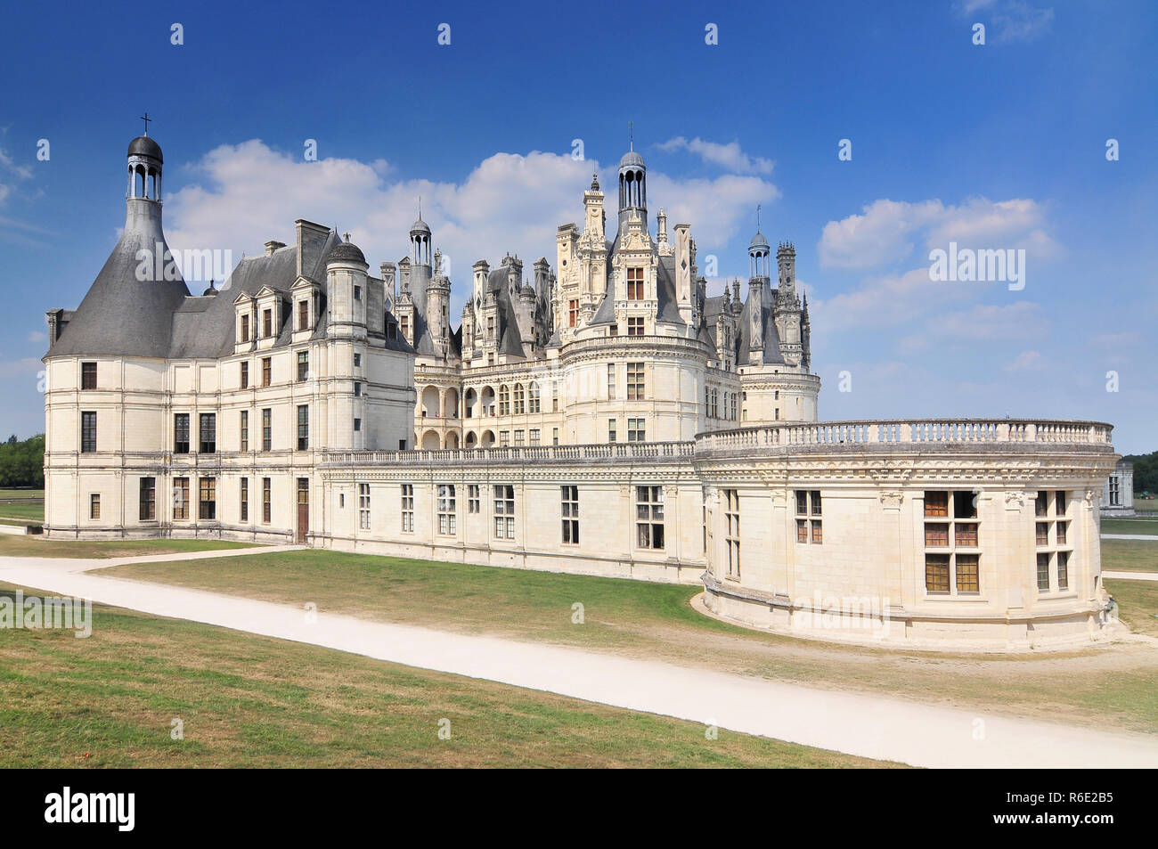 Chateau De Chambord Royal Medieval French Castle Loire Valley France ...
