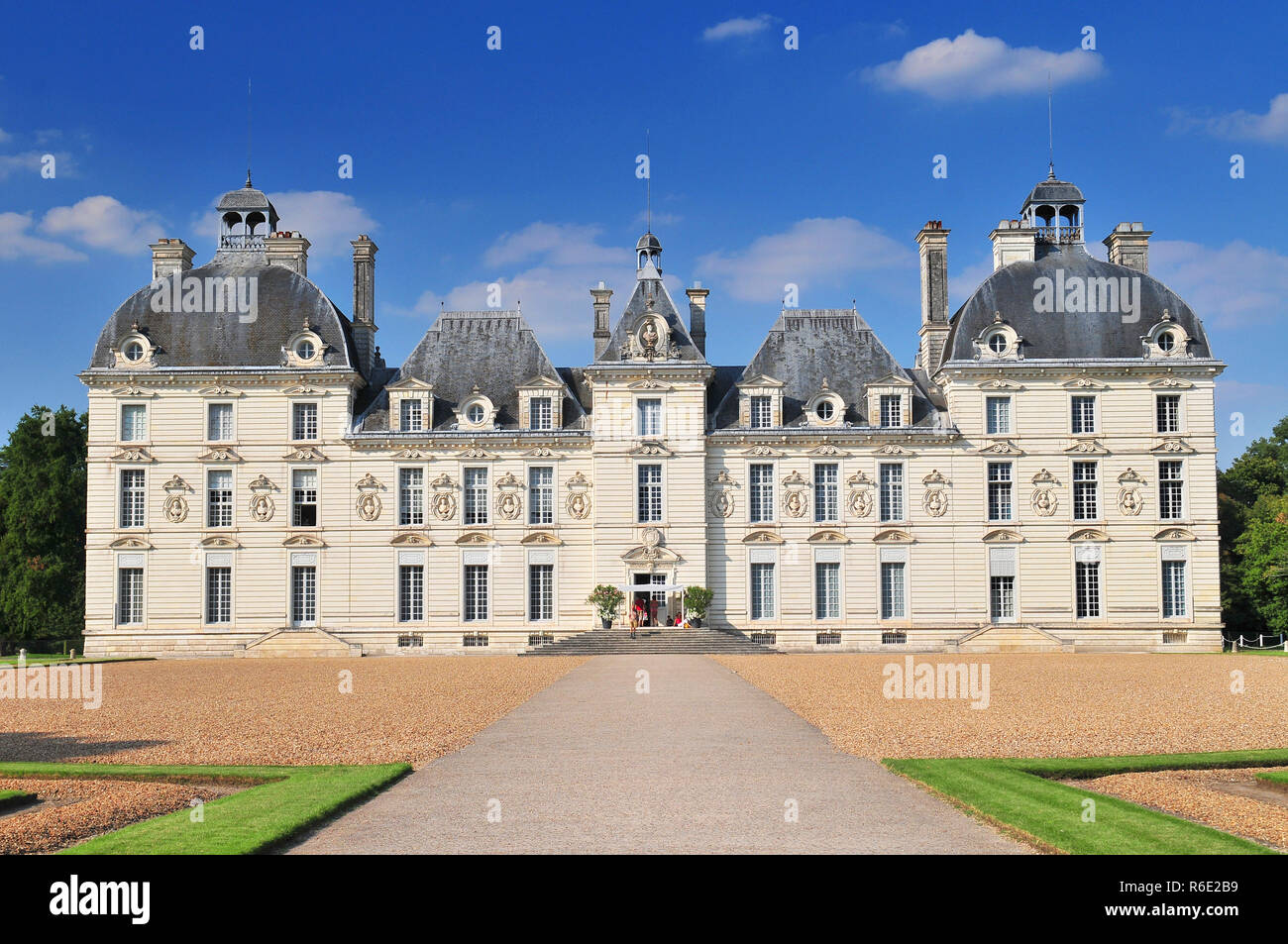 King Louis Xiii Architecture