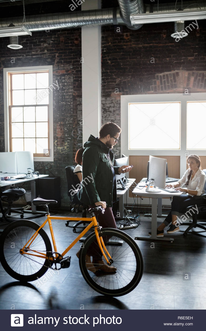 Bicycle plan view hi-res stock photography and images - Alamy