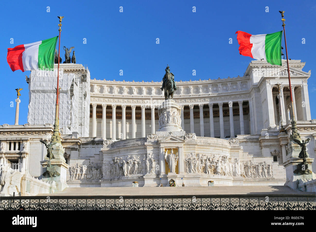Vittoriano Monument, Altare Della Patria To Vittorio Emanuele Ii In ...