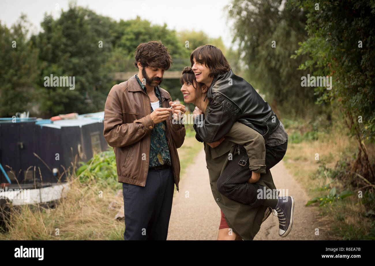 ANCHOR AND HOPE, (aka TIERRA FERME), (from left): David Verdaguer, Oona ...