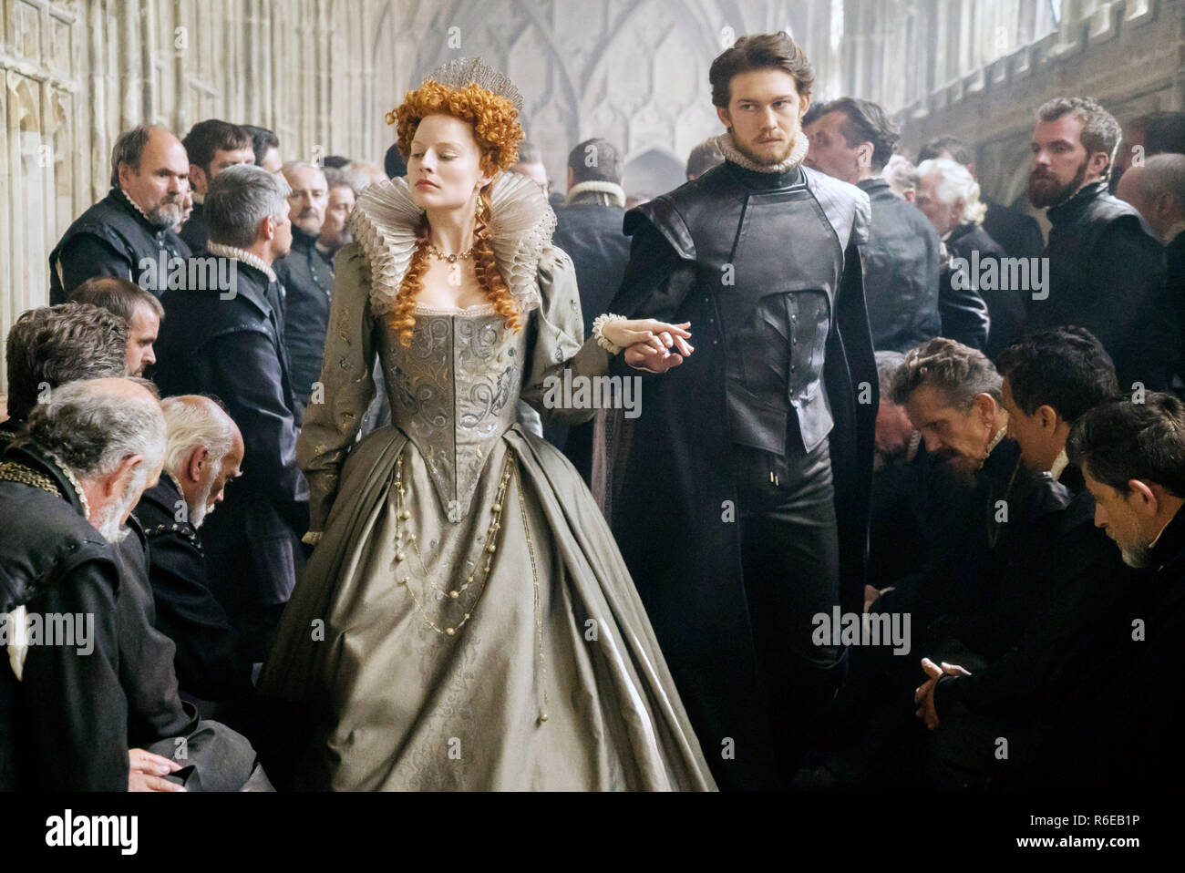 MARY QUEEN OF SCOTS, center from left: Margot Robbie as Queen Elizabeth ...