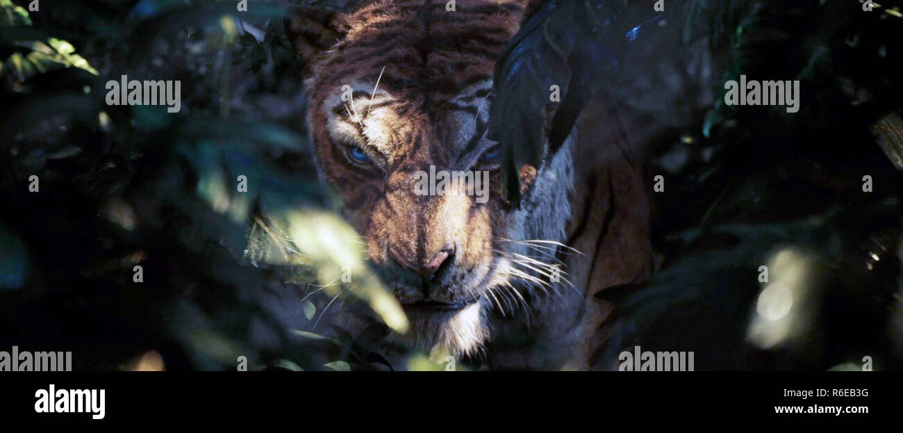 MOWGLI: LEGEND OF THE JUNGLE, Shere Khan (voice: Benedict Cumberbatch ...