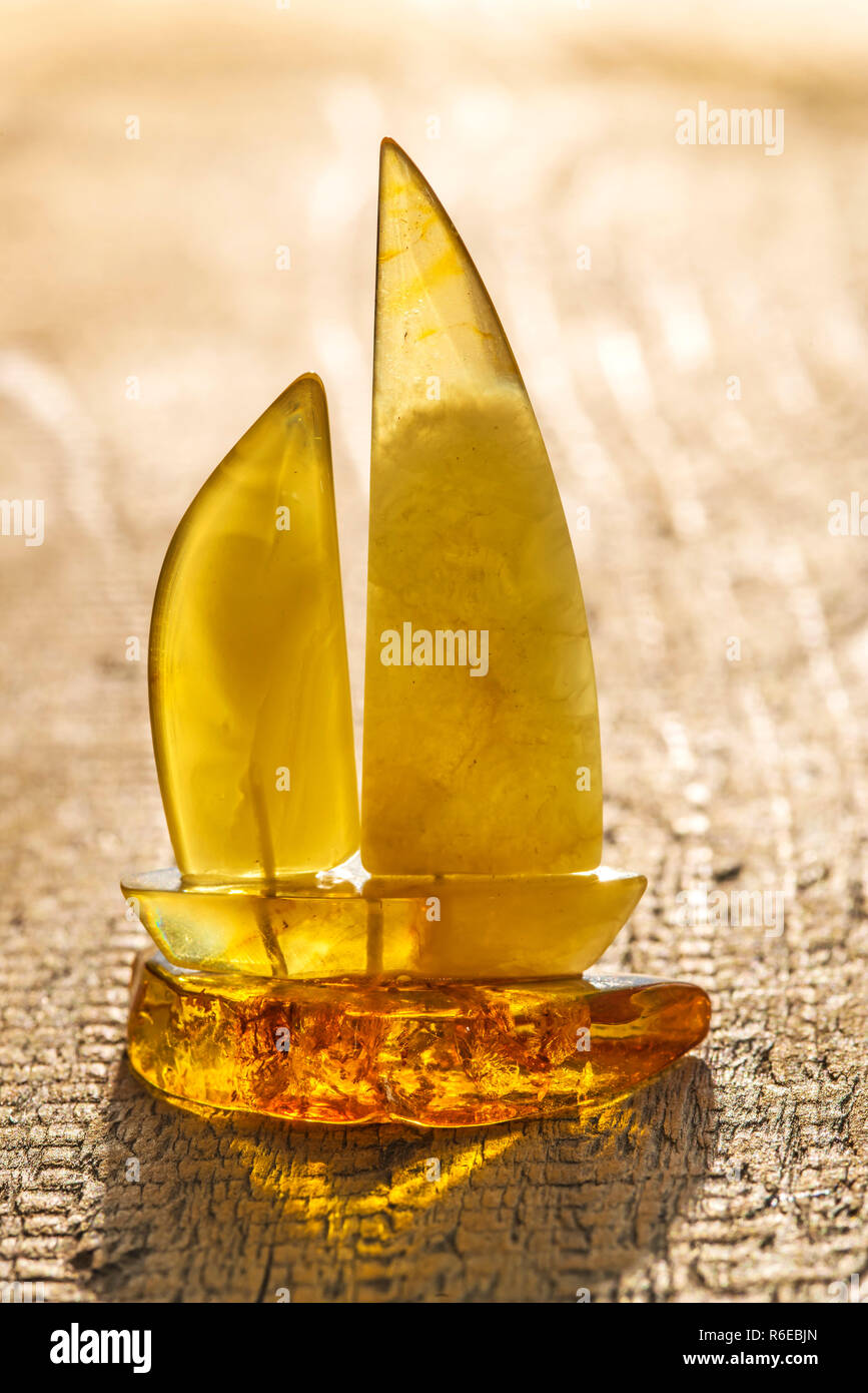 Smooth ship sailing hi-res stock photography and images - Alamy