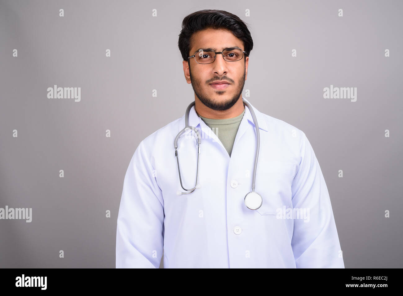 Indian doctor hi-res stock photography and images - Alamy