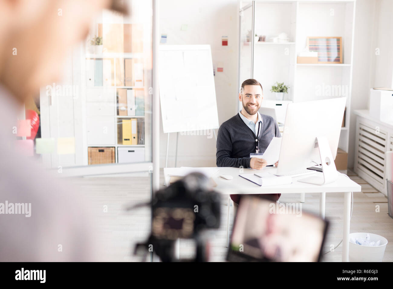 Journalism journalist hi-res stock photography and images - Alamy