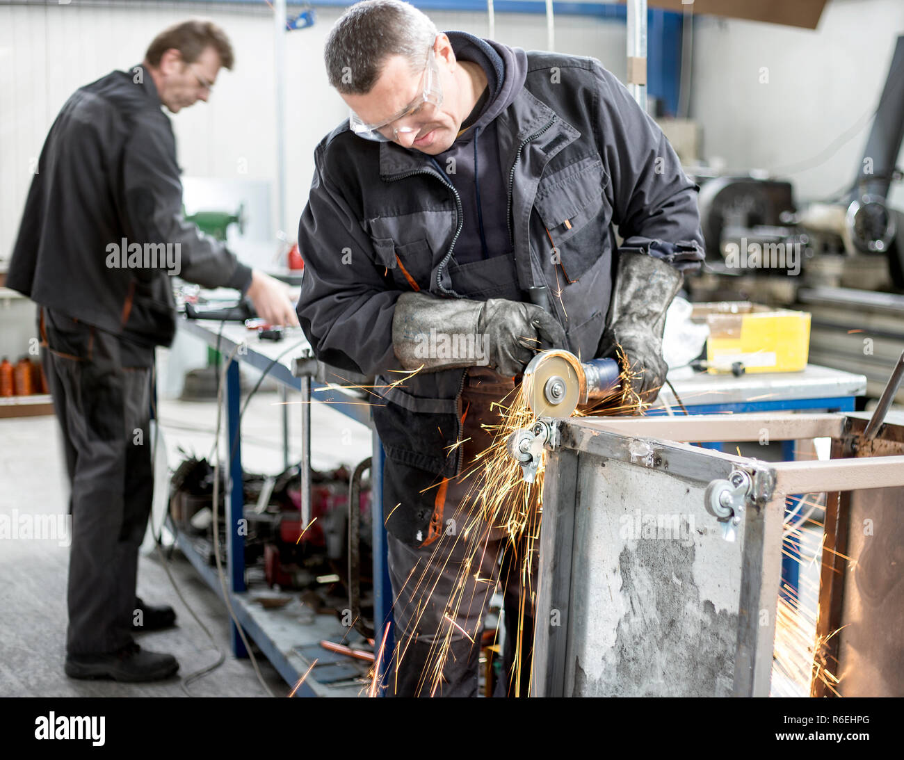Welding table hi-res stock photography and images - Alamy