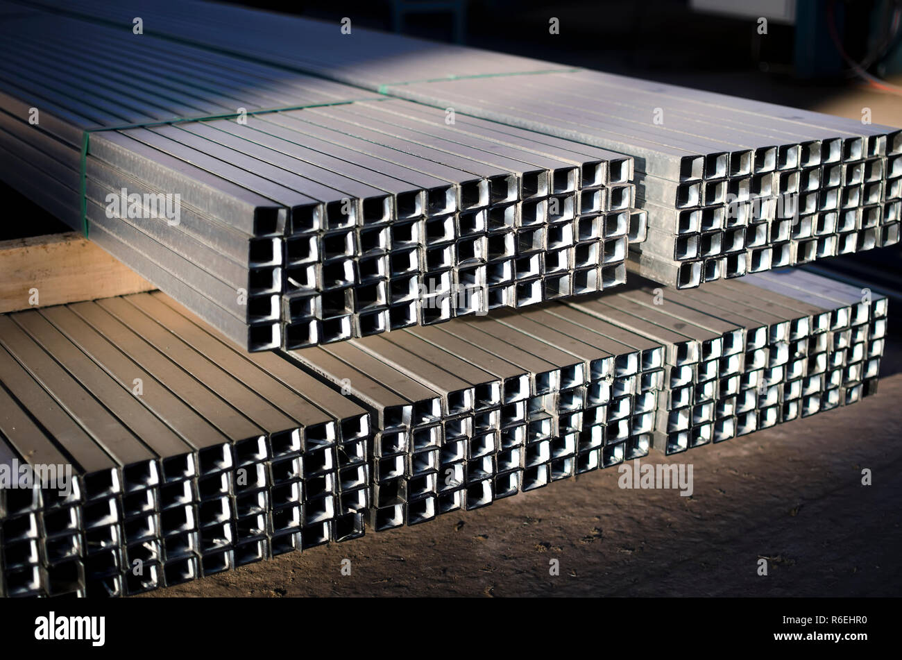 Sheet profiles hi-res stock photography and images - Alamy