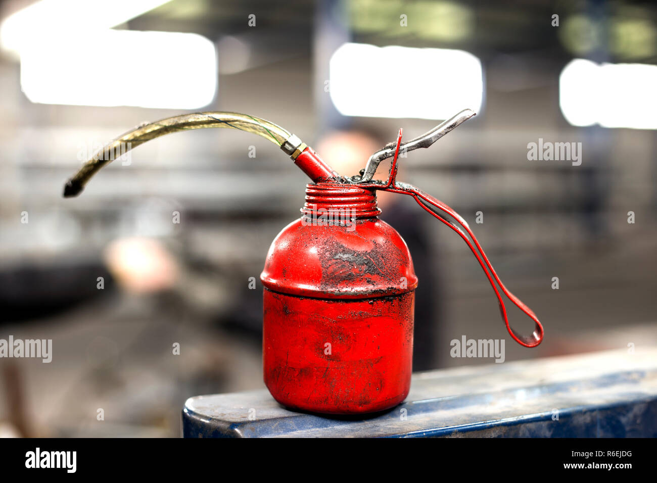 Lubricant lubricating hi-res stock photography and images - Alamy